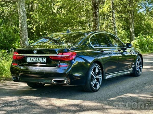 Melns BMW 740 2016 Tukums, ar dzinēja tilpumu 3.00 L un nobraukumu 389 tūkst. km par 19900 €, foto 6 vietnē AUTOMOTO.COM.LV
