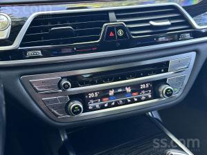 Melns BMW 740 2016 Tukums, ar dzinēja tilpumu 3.00 L un nobraukumu 389 tūkst. km par 19900 €, foto 21 vietnē AUTOMOTO.COM.LV