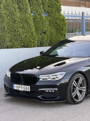 Black BMW 740 2016 in Vilnius, with an engine capacity of 2.99 L and mileage of 176 thousand km for 34000 €, photo 13 on AUTOMOTO.COM.LV