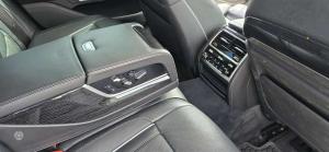 Black BMW 740 2016 in Klaipeda, with an engine capacity of 2.99 L and mileage of 218 thousand km for 25500 €, photo 23 on AUTOMOTO.COM.LV
