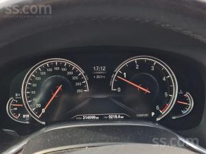 Melns BMW 740 2016 Rīga, ar dzinēja tilpumu 3.00 L un nobraukumu 315 tūkst. km par 20490 €, foto 14 vietnē AUTOMOTO.COM.LV
