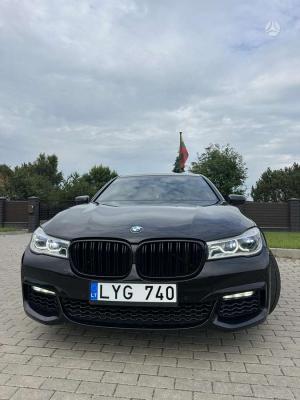 Black BMW 740 2016 in Klaipeda, with an engine capacity of 3.00 L and mileage of 148 thousand km for 20750 €, photo 3 on AUTOMOTO.COM.LV