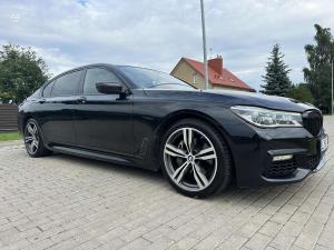 Black BMW 740 2016 in Klaipeda, with an engine capacity of 3.00 L and mileage of 148 thousand km for 20750 €, photo 10 on AUTOMOTO.COM.LV