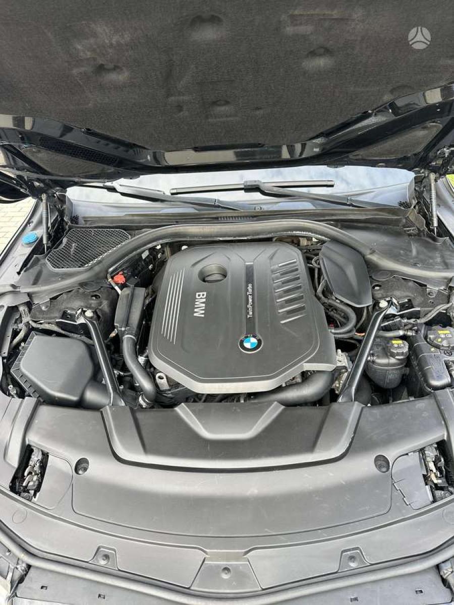 Black BMW 740 2016 in Klaipeda, with an engine capacity of 3.00 L and mileage of 148 thousand km for 20750 €, photo 21 on AUTOMOTO.COM.LV