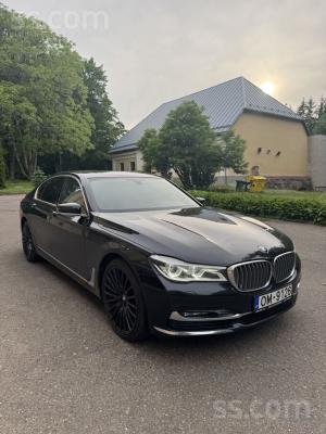 Melns BMW 740 2016 Kuldīga, ar dzinēja tilpumu 3.00 L un nobraukumu 240 tūkst. km par 22900 €, foto 3 vietnē AUTOMOTO.COM.LV