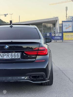 Melns BMW 740 2016 Viļņa, ar dzinēja tilpumu 2.99 L un nobraukumu 179 tūkst. km par 31000 €, foto 13 vietnē AUTOMOTO.COM.LV