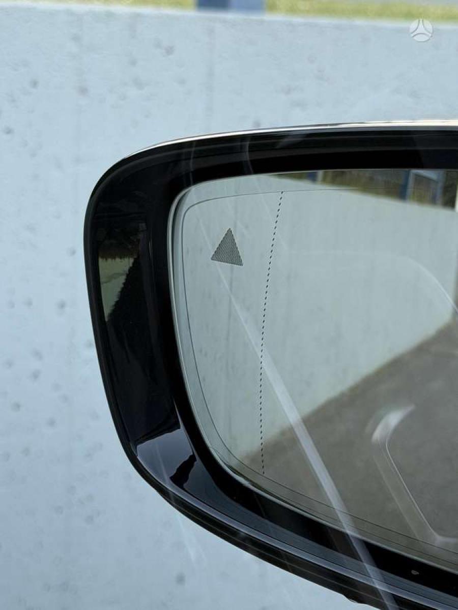 Melns BMW 740 2016 Viļņa, ar dzinēja tilpumu 2.99 L un nobraukumu 179 tūkst. km par 31000 €, foto 17 vietnē AUTOMOTO.COM.LV