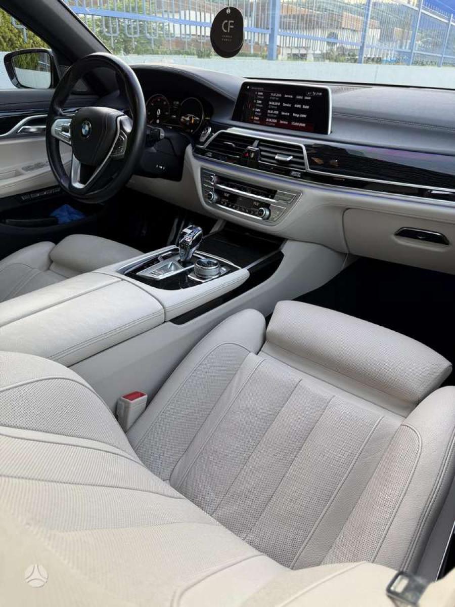 Melns BMW 740 2016 Viļņa, ar dzinēja tilpumu 2.99 L un nobraukumu 179 tūkst. km par 31000 €, foto 30 vietnē AUTOMOTO.COM.LV