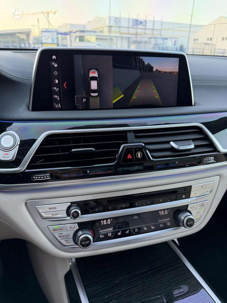 Melns BMW 740 2016 Viļņa, ar dzinēja tilpumu 2.99 L un nobraukumu 179 tūkst. km par 31000 €, foto 37 vietnē AUTOMOTO.COM.LV