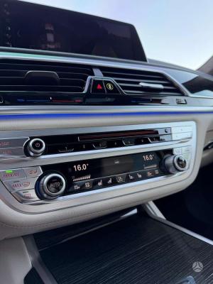 Melns BMW 740 2016 Viļņa, ar dzinēja tilpumu 2.99 L un nobraukumu 179 tūkst. km par 31000 €, foto 38 vietnē AUTOMOTO.COM.LV