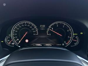 Melns BMW 740 2016 Viļņa, ar dzinēja tilpumu 2.99 L un nobraukumu 179 tūkst. km par 31000 €, foto 44 vietnē AUTOMOTO.COM.LV