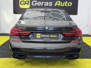 Black BMW 740 2016 in Vilnius, with an engine capacity of 3.00 L and mileage of 80 thousand km for 23300 €, photo 6 on AUTOMOTO.COM.LV