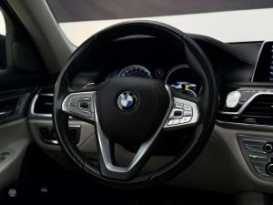 Black BMW 740 2016 in Vilnius, with an engine capacity of 3.00 L and mileage of 80 thousand km for 23300 €, photo 20 on AUTOMOTO.COM.LV