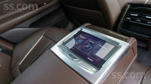Black BMW 740 2016 in Riga, with an engine capacity of 3.00 L and mileage of 315 thousand km for 20490 €, photo 32 on AUTOMOTO.COM.LV