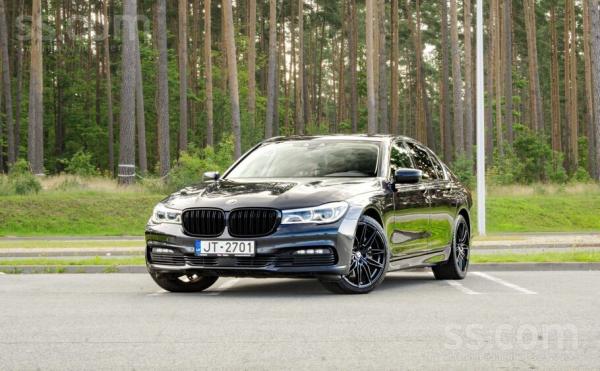 Black BMW 740 2016 in Riga, with an engine capacity of 3.00 L and mileage of 315 thousand km for 19590 €, photo 1 on AUTOMOTO.COM.LV