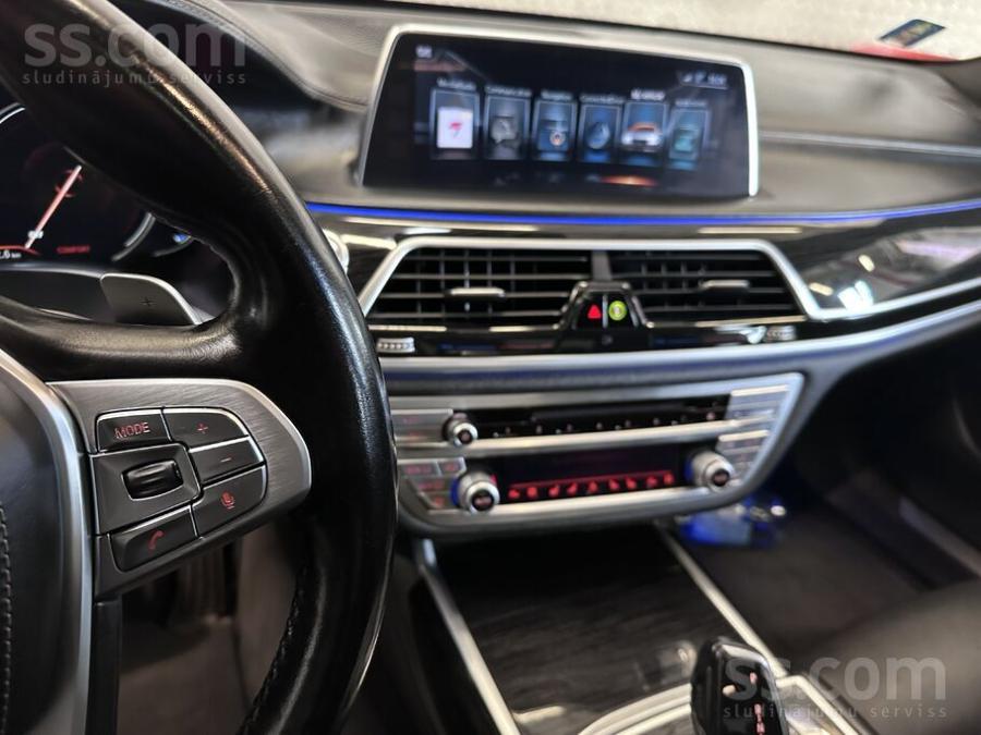 Melns BMW 740 2016 Ogre, ar dzinēja tilpumu 3.00 L un nobraukumu 407 tūkst. km par 21000 €, foto 13 vietnē AUTOMOTO.COM.LV