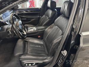 Melns BMW 740 2016 Ogre, ar dzinēja tilpumu 3.00 L un nobraukumu 407 tūkst. km par 21000 €, foto 15 vietnē AUTOMOTO.COM.LV