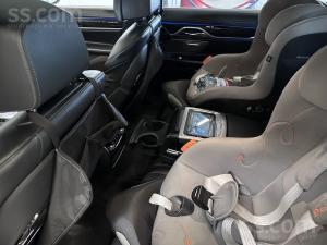 Melns BMW 740 2016 Ogre, ar dzinēja tilpumu 3.00 L un nobraukumu 407 tūkst. km par 21000 €, foto 17 vietnē AUTOMOTO.COM.LV