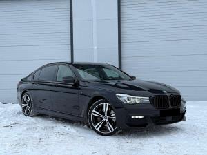 Black BMW 740 2017 in Mazeikiai, with an engine capacity of 3.00 L and mileage of 150 thousand km for 29999 €, photo 2 on AUTOMOTO.COM.LV
