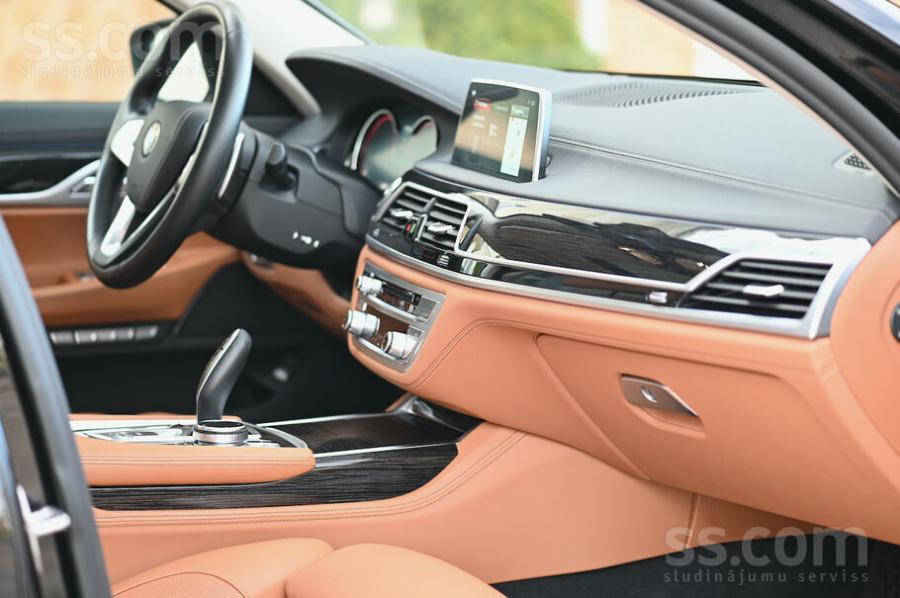 Melns BMW 740 2017 Rīga, ar dzinēja tilpumu 3.00 L un nobraukumu 194 tūkst. km par 28900 €, foto 11 vietnē AUTOMOTO.COM.LV