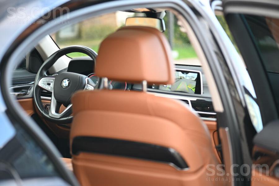 Melns BMW 740 2017 Rīga, ar dzinēja tilpumu 3.00 L un nobraukumu 194 tūkst. km par 28900 €, foto 13 vietnē AUTOMOTO.COM.LV