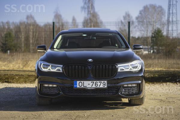 Black BMW 740 2017 in Riga, with an engine capacity of 3.00 L and mileage of 171 thousand km for 31990 €, photo 2 on AUTOMOTO.COM.LV