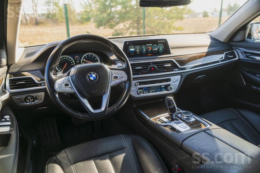 Melns BMW 740 2017 Rīga, ar dzinēja tilpumu 3.00 L un nobraukumu 171 tūkst. km par 31990 €, foto 8 vietnē AUTOMOTO.COM.LV