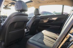 Melns BMW 740 2017 Rīga, ar dzinēja tilpumu 3.00 L un nobraukumu 171 tūkst. km par 31990 €, foto 12 vietnē AUTOMOTO.COM.LV