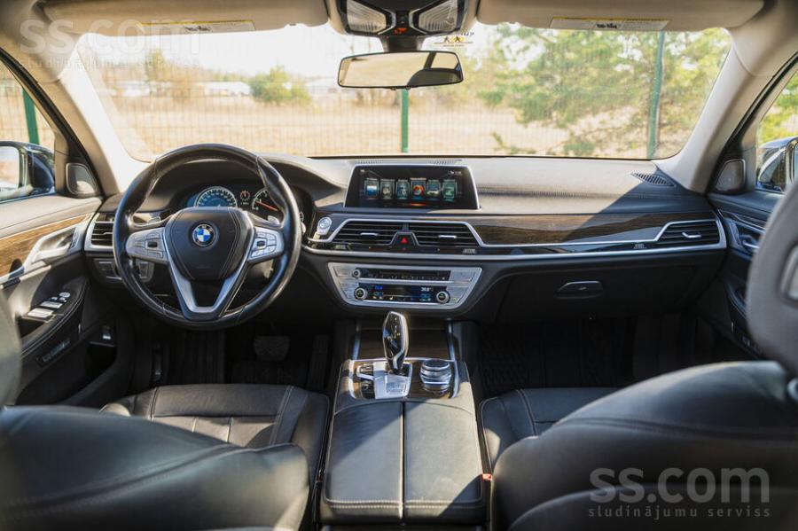 Melns BMW 740 2017 Rīga, ar dzinēja tilpumu 3.00 L un nobraukumu 171 tūkst. km par 31990 €, foto 15 vietnē AUTOMOTO.COM.LV