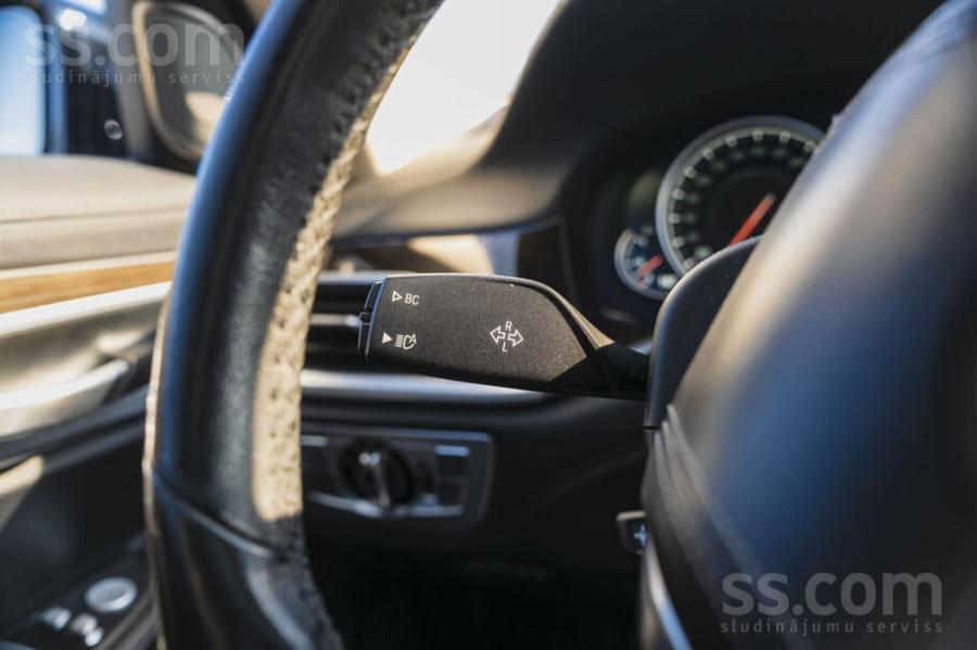 Melns BMW 740 2017 Rīga, ar dzinēja tilpumu 3.00 L un nobraukumu 171 tūkst. km par 31990 €, foto 19 vietnē AUTOMOTO.COM.LV