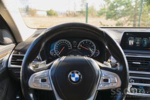 Melns BMW 740 2017 Rīga, ar dzinēja tilpumu 3.00 L un nobraukumu 171 tūkst. km par 31990 €, foto 21 vietnē AUTOMOTO.COM.LV