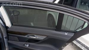 Black BMW 740 2017 in Riga, with an engine capacity of 2.00 L and mileage of 202 thousand km for 20590 €, photo 32 on AUTOMOTO.COM.LV