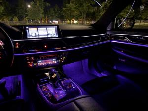 Black BMW 740 2017 in Vilnius, with an engine capacity of 3.00 L and mileage of 137 thousand km for 26000 €, photo 21 on AUTOMOTO.COM.LV
