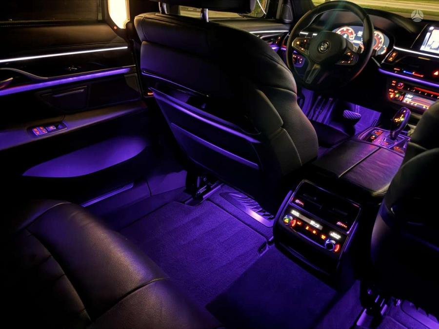 Black BMW 740 2017 in Vilnius, with an engine capacity of 3.00 L and mileage of 137 thousand km for 26000 €, photo 27 on AUTOMOTO.COM.LV