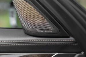 Black BMW 740 2017 in Vilnius, with an engine capacity of 3.00 L and mileage of 137 thousand km for 26000 €, photo 30 on AUTOMOTO.COM.LV