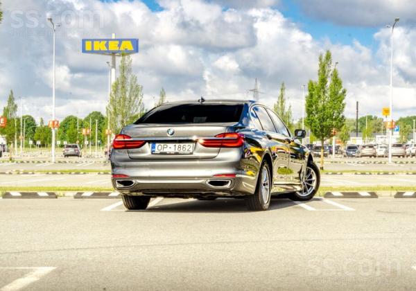 Melns BMW 740 2017 Rīga, ar dzinēja tilpumu 2.00 L un nobraukumu 202 tūkst. km par 19990 €, foto 6 vietnē AUTOMOTO.COM.LV