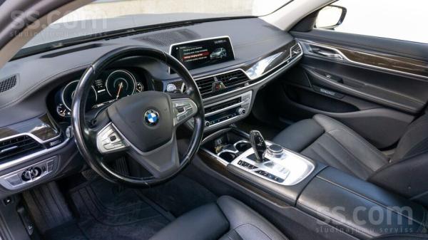 Melns BMW 740 2017 Rīga, ar dzinēja tilpumu 2.00 L un nobraukumu 202 tūkst. km par 19990 €, foto 10 vietnē AUTOMOTO.COM.LV