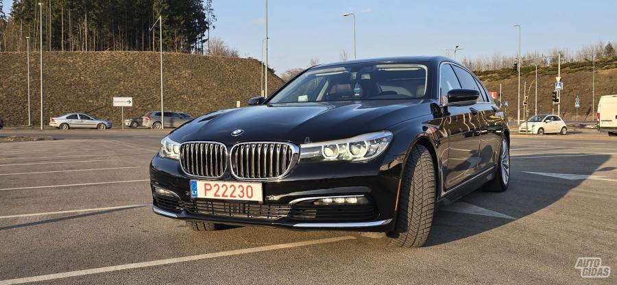 Black BMW 740 2018 in Vilnius, with an engine capacity of 3.00 L and mileage of 168 thousand km for 20950 €, photo 5 on AUTOMOTO.COM.LV