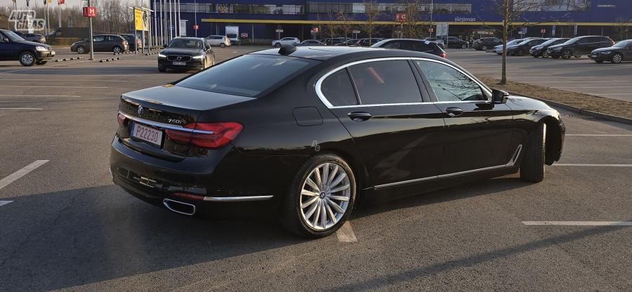 Melns BMW 740 2018 Viļņa, ar dzinēja tilpumu 3.00 L un nobraukumu 169 tūkst. km par 19999 €, foto 3 vietnē AUTOMOTO.COM.LV