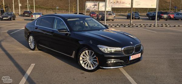 Black BMW 740 2018 in Vilnius, with an engine capacity of 3.00 L and mileage of 169 thousand km for 21499 €, photo 3 on AUTOMOTO.COM.LV