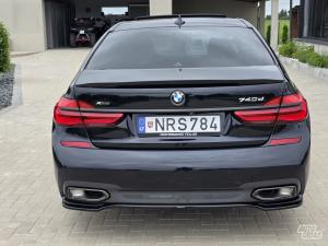 Melns BMW 740 2018 Mažeikiai, ar dzinēja tilpumu 3.00 L un nobraukumu 303 tūkst. km par 26800 €, foto 4 vietnē AUTOMOTO.COM.LV