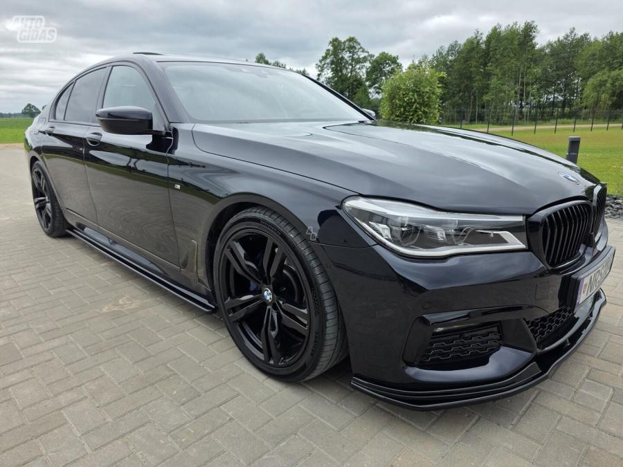 Melns BMW 740 2018 Mažeikiai, ar dzinēja tilpumu 3.00 L un nobraukumu 303 tūkst. km par 26800 €, foto 12 vietnē AUTOMOTO.COM.LV