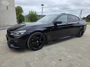 Melns BMW 740 2018 Mažeikiai, ar dzinēja tilpumu 3.00 L un nobraukumu 303 tūkst. km par 26800 €, foto 13 vietnē AUTOMOTO.COM.LV