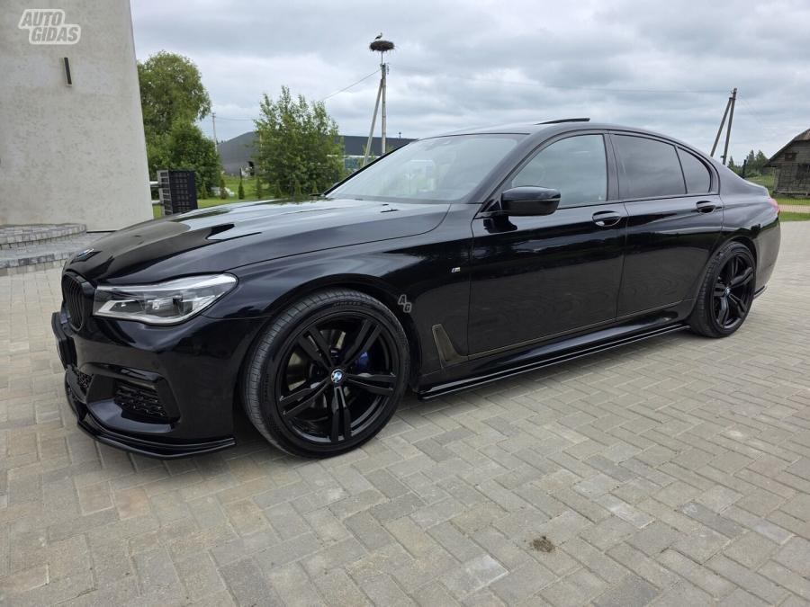 Melns BMW 740 2018 Mažeikiai, ar dzinēja tilpumu 3.00 L un nobraukumu 303 tūkst. km par 26800 €, foto 13 vietnē AUTOMOTO.COM.LV