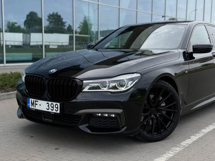 Melns BMW 740 2018 Rēzekne, ar dzinēja tilpumu 3.00 L un nobraukumu 221 tūkst. km par 29990 €, foto 4 vietnē AUTOMOTO.COM.LV