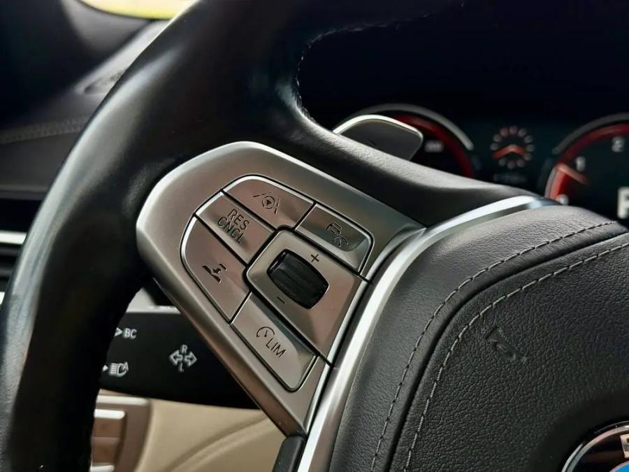 Melns BMW 740 2018 Rēzekne, ar dzinēja tilpumu 3.00 L un nobraukumu 221 tūkst. km par 29990 €, foto 26 vietnē AUTOMOTO.COM.LV
