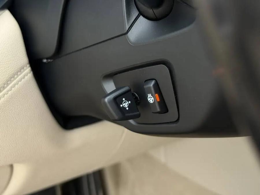 Melns BMW 740 2018 Rēzekne, ar dzinēja tilpumu 3.00 L un nobraukumu 221 tūkst. km par 29990 €, foto 28 vietnē AUTOMOTO.COM.LV