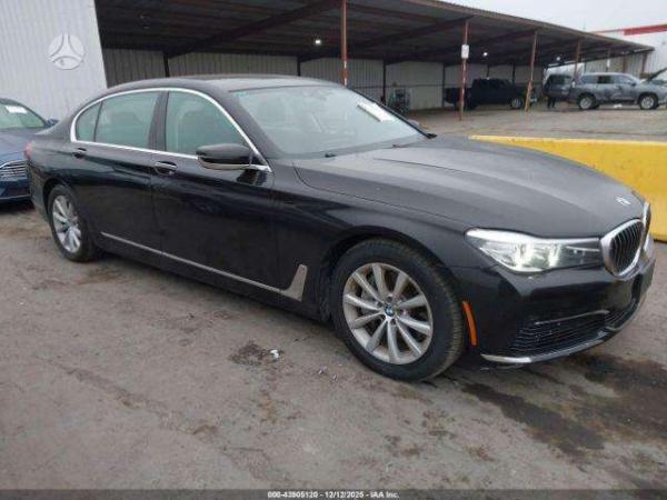 Black BMW 740 2019 in Klaipeda, with an engine capacity of 3.00 L and mileage of 53 thousand km for 9900 €, photo 1 on AUTOMOTO.COM.LV