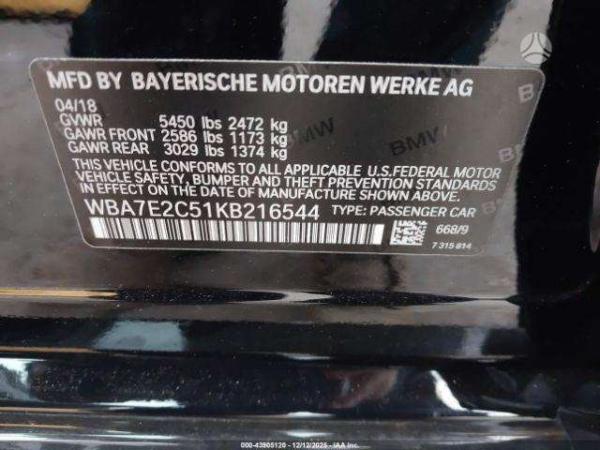 Black BMW 740 2019 in Klaipeda, with an engine capacity of 3.00 L and mileage of 53 thousand km for 9900 €, photo 9 on AUTOMOTO.COM.LV