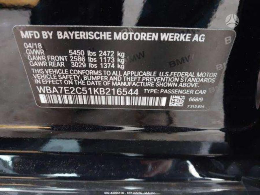 Black BMW 740 2019 in Klaipeda, with an engine capacity of 3.00 L and mileage of 53 thousand km for 9900 €, photo 9 on AUTOMOTO.COM.LV